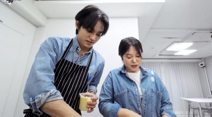 Jenny's mom, Kim Geum-soon, was there such a heartwarming son? I ...