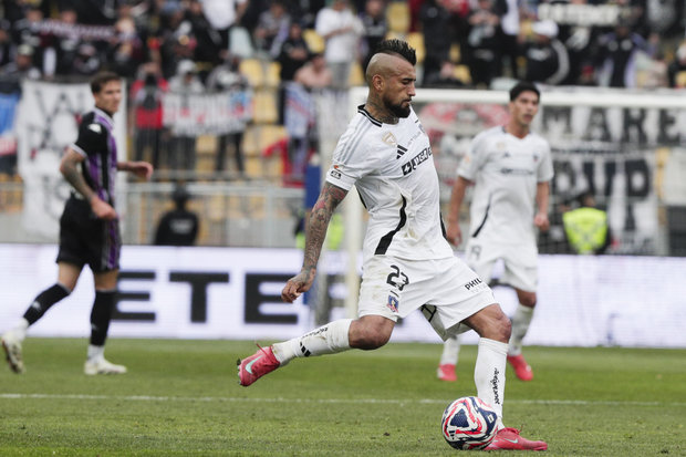 Arturo Vidal y la salida de Brayan Cortés de Colo Colo a Peñarol: "Es importante, pero…”