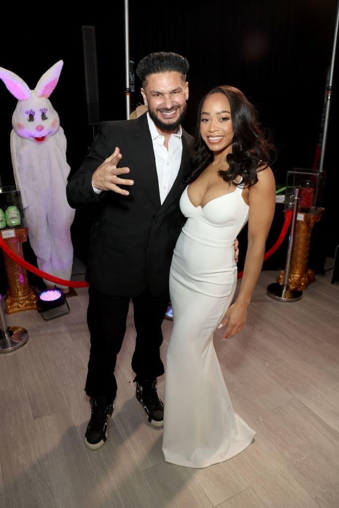 On 'Jersey Shore,' Pauly D and Nikki stay committed while Lauren goes after Angelina