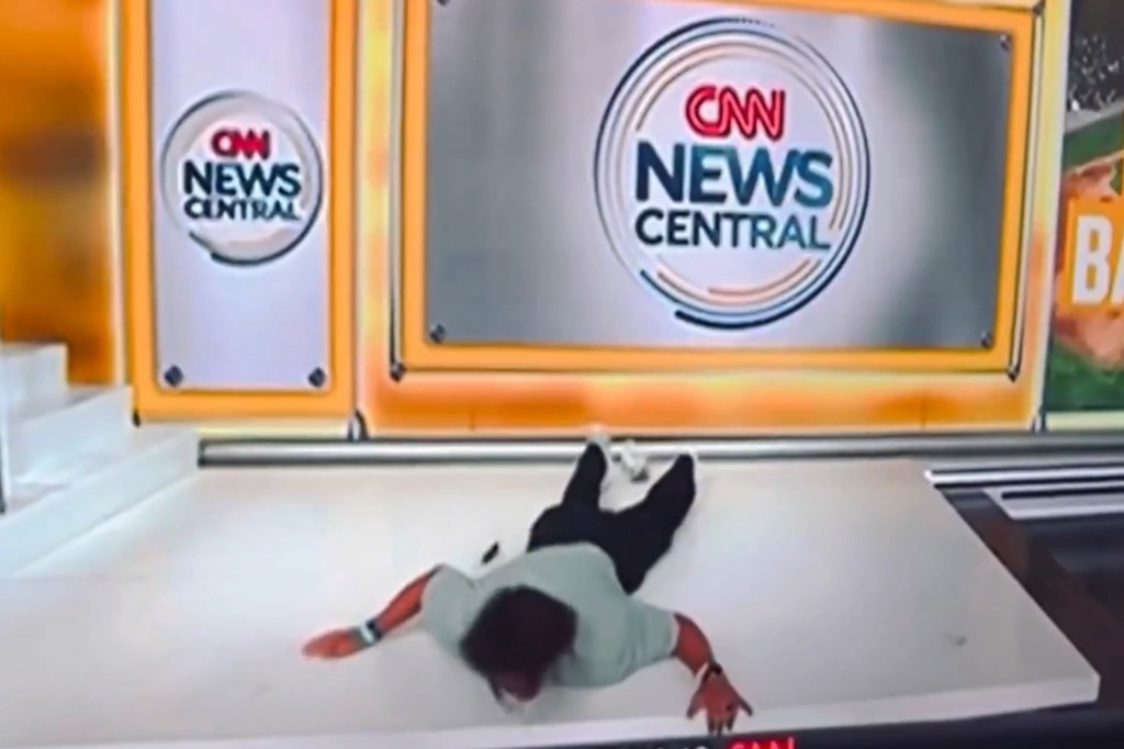 Savannah Bananas player faceplants on CNN after brutal backflip attempt