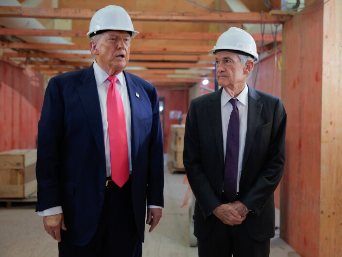 Trump visits Federal Reserve and tussles with Jerome Powell in ...