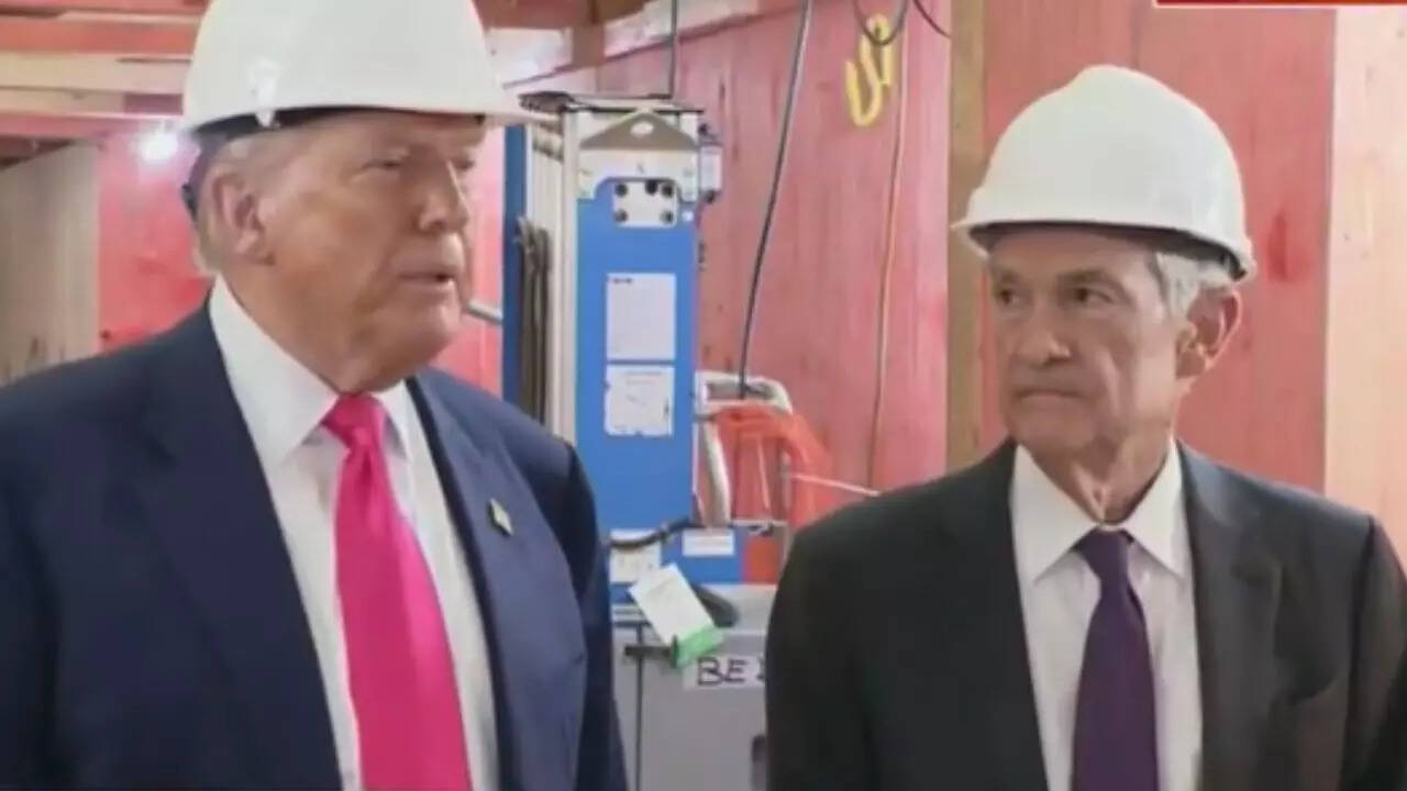 'I'd love him to lower interest rates': Donald Trump grills Powell to ...