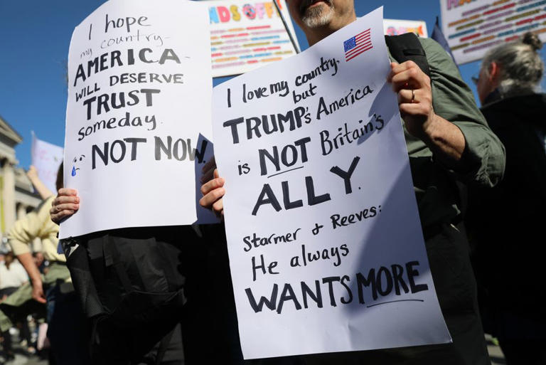 Donald Trump braces for 'anti-far-right' protest in Scotland as police ...