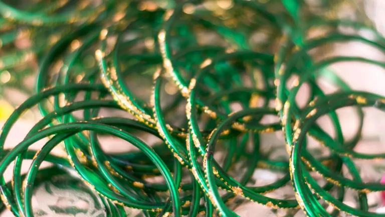 Significance of green bangles on Hariyali Teej 2025: What they ...
