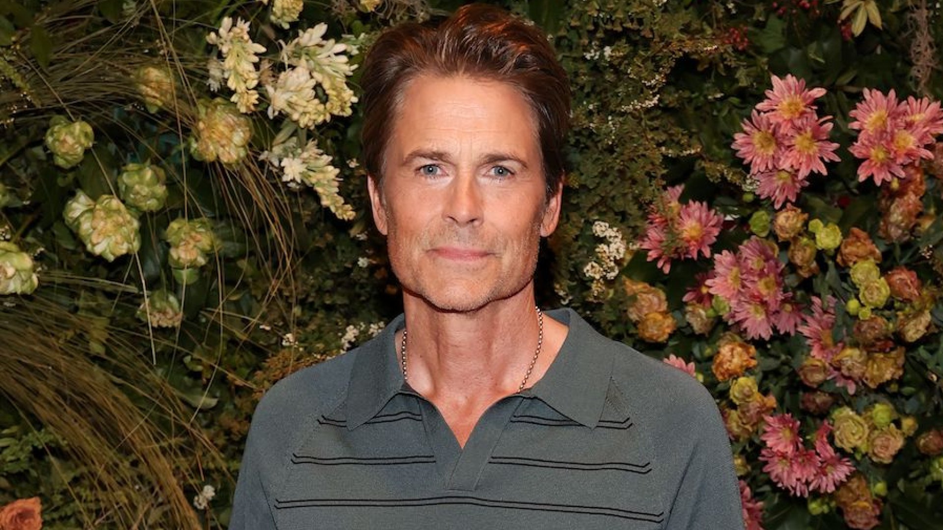 Rob Lowe Reveals Gift He Gave ‘West Wing' Coworkers Amid Tension