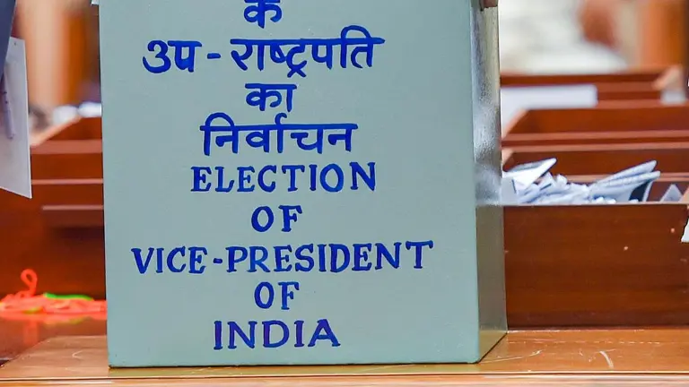 Election Commission appoints Returning Officer, Assistant ROs to elect ...