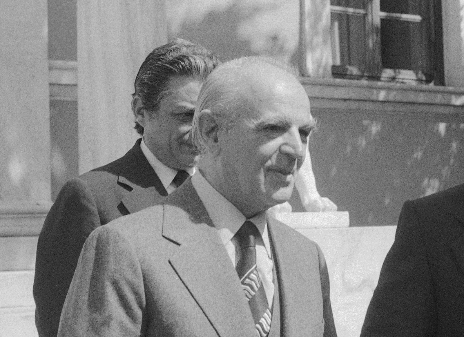 Νίκος Μαρκάτος: Ο Νέος Δεκάλογος της Μεταπολίτευσης