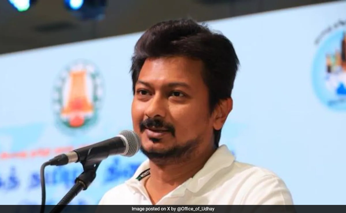 "You Betrayed The Tamil People...": Udhayanidhi Stalin Rips Into AIADMK