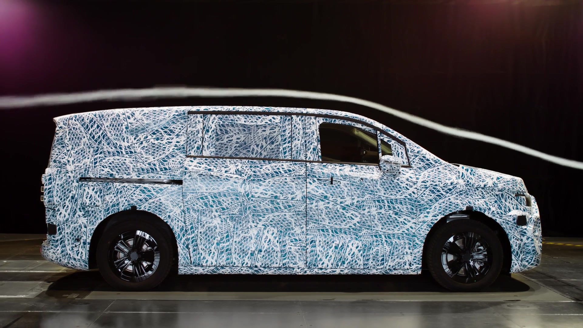 Triple Score in Efficiency - Mercedes-Benz VLE succeeds in next major ...