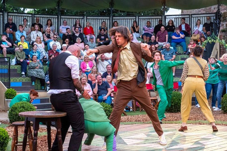 Sherlock Holmes comes to Chester in rollicking new Grosvenor Park adventure
