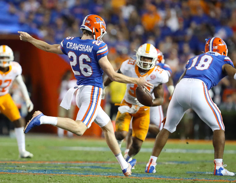 Broncos' Jeremy Crawshaw 'booms' punts, but Sean Payton wants him to ...