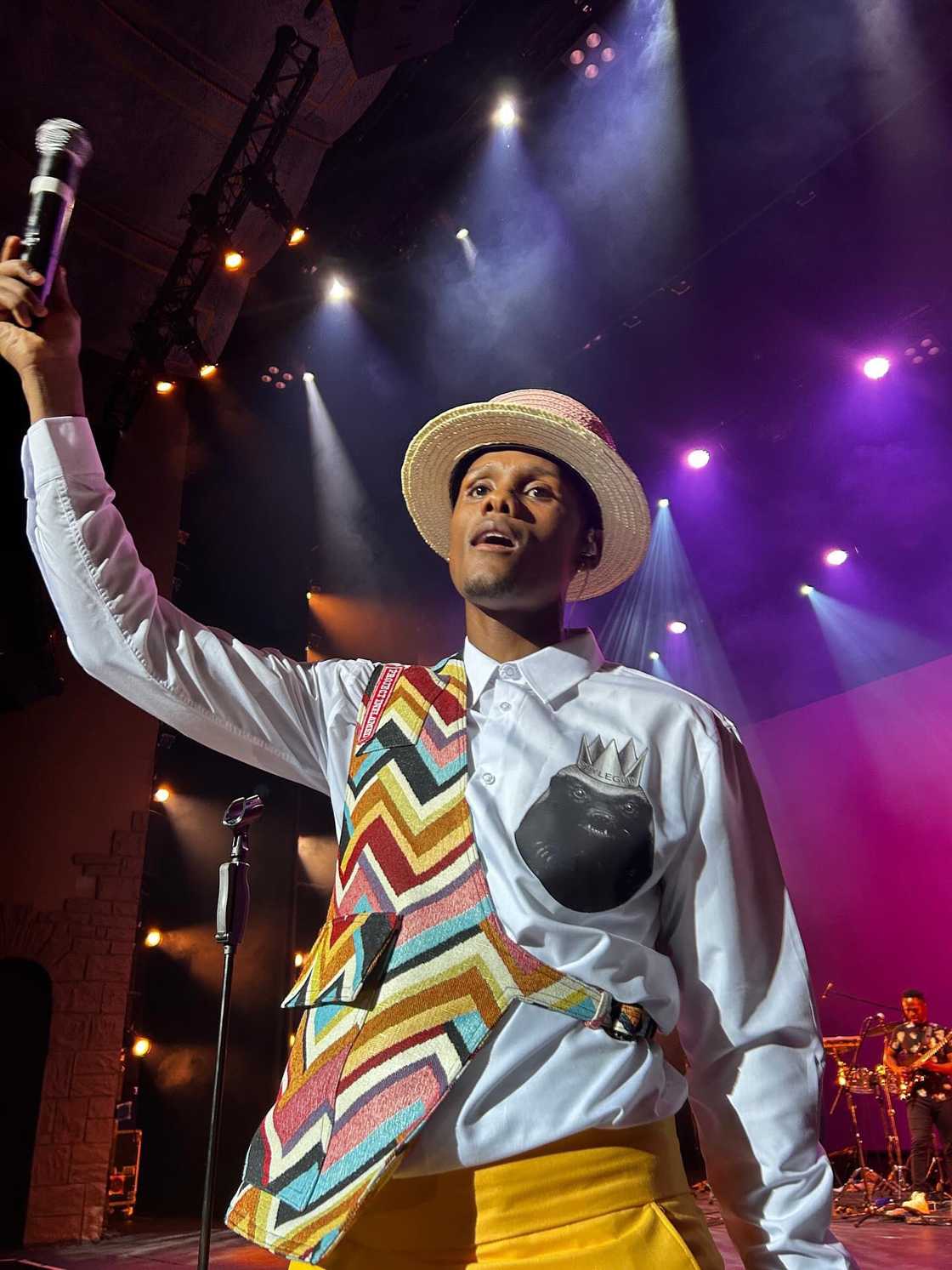 Read Samthing Soweto's shady response to one of his fans