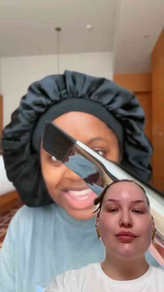 THINNEST Foundation Brush EVER