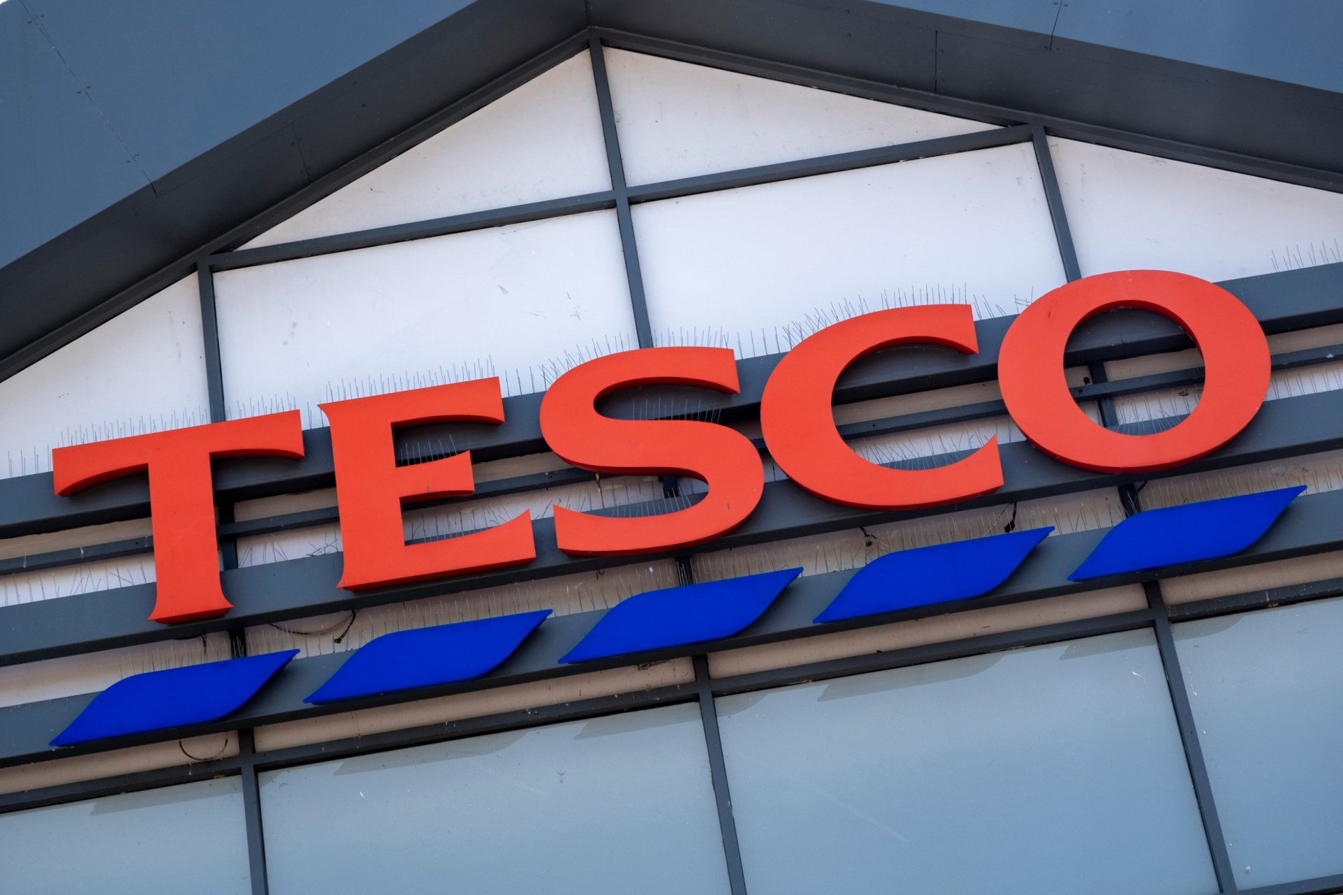 Tesco recalls lunchtime meals over salmonella fears