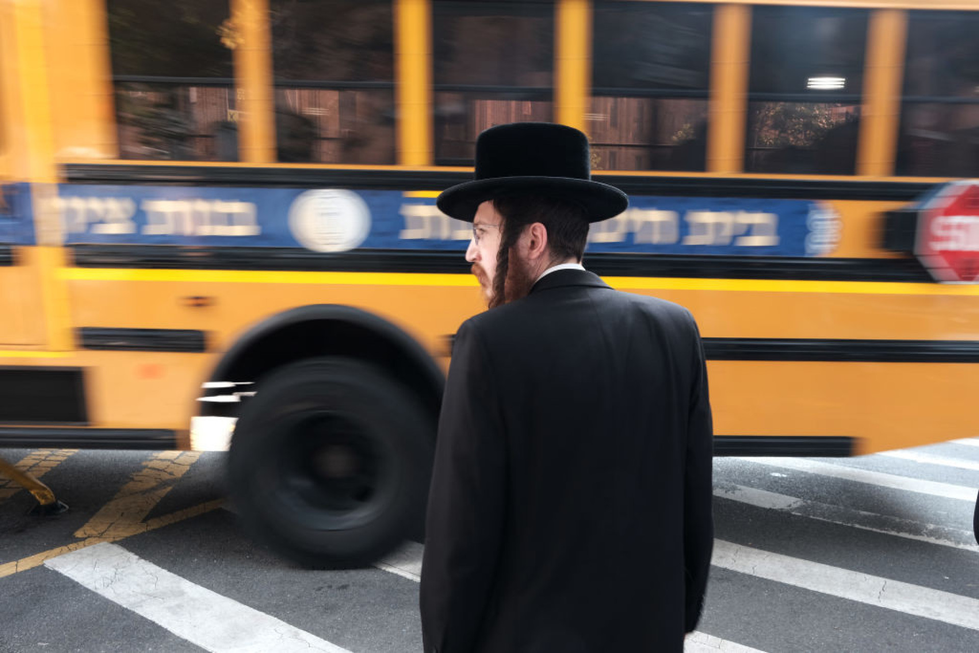 Customs and traditions that Orthodox Jews must follow