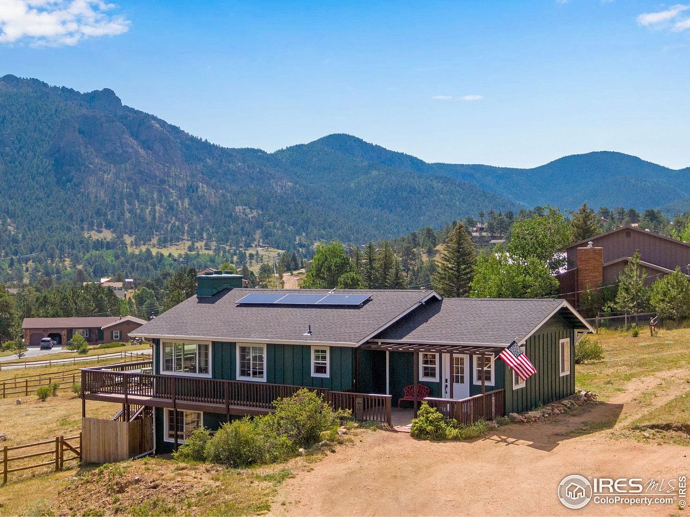 4 Inviting Mountain View Homes in Colorado Family Under $800K With Room ...