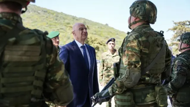 Υπουργείο Άμυνας: Τι προβλέπει το νέο νομοσχέδιο για τις Ένοπλες ...
