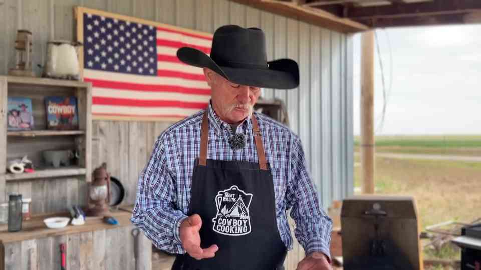 BIG, Chewy Snickerdoodle Cookies!
