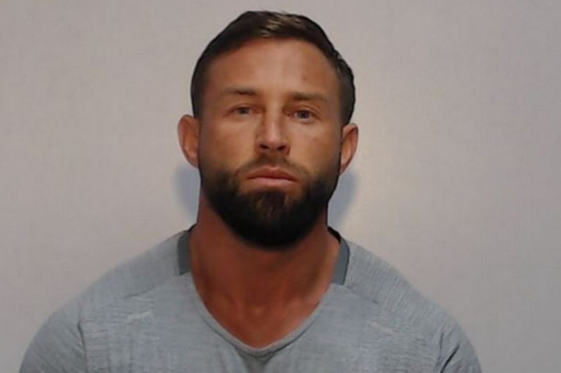 Wanted man Robert Rimmer is still on the loose - and many are offering ...