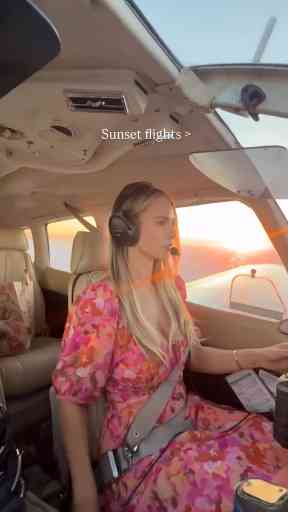 Why Sunset Flights Feel So Magical