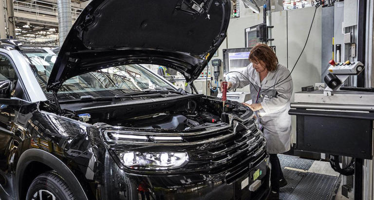 Stellantis annonce la fin des moteurs thermiques PureTech et BlueHDI ...