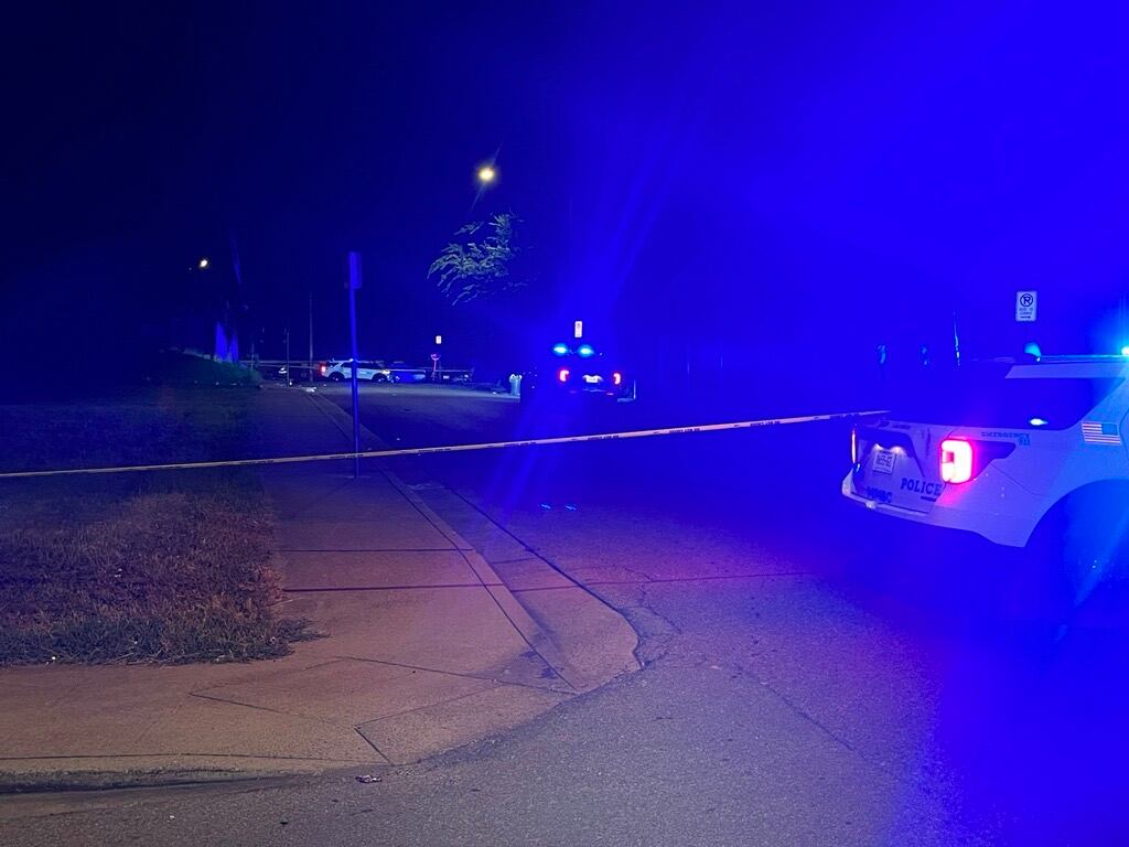 Man shot in neck expected to survive, police say