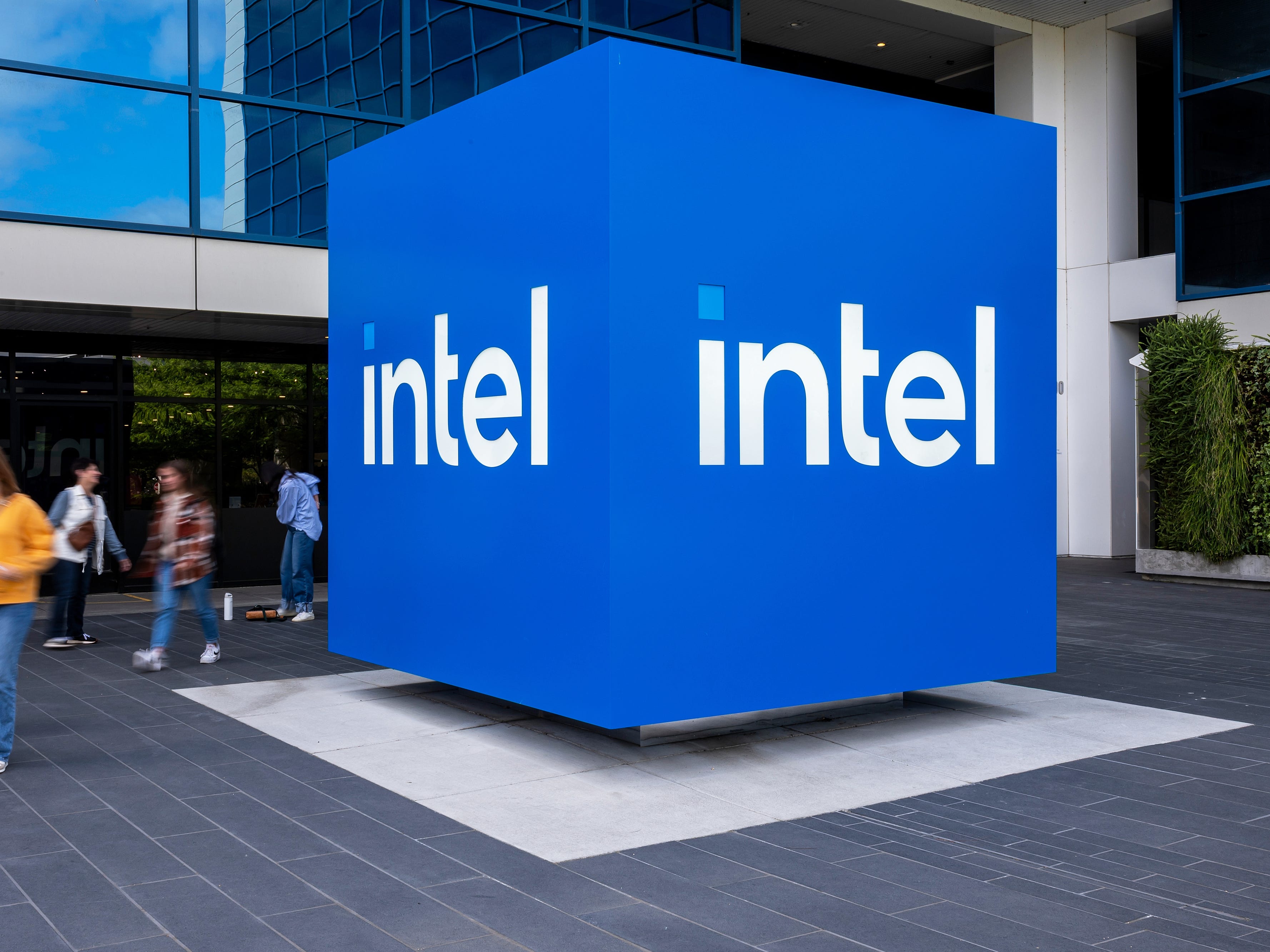 Intel stock soars most in 38 years after Nvidia reveals a $5 billion ...