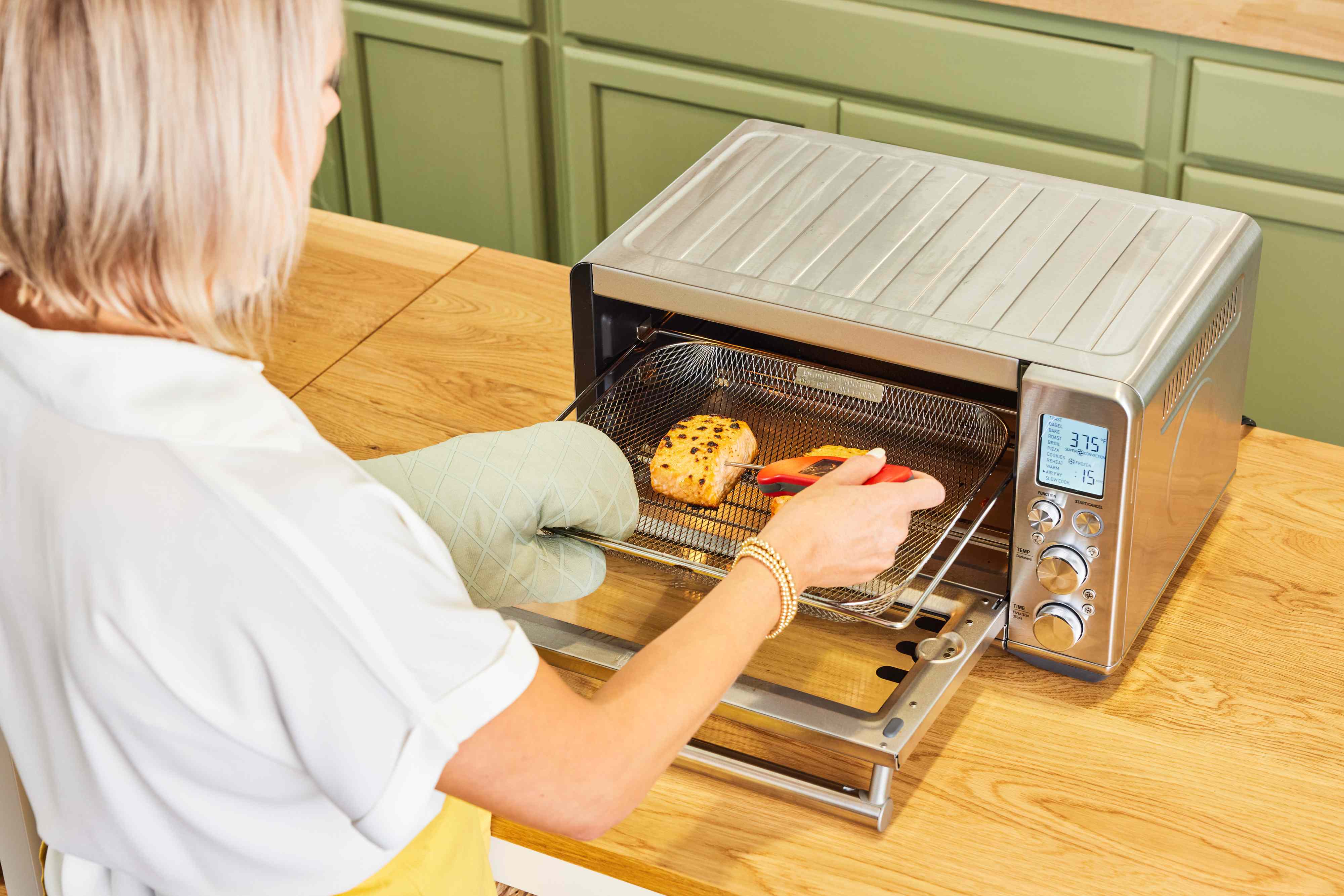 This Breville air fryer toaster oven is the only appliance worth the ...