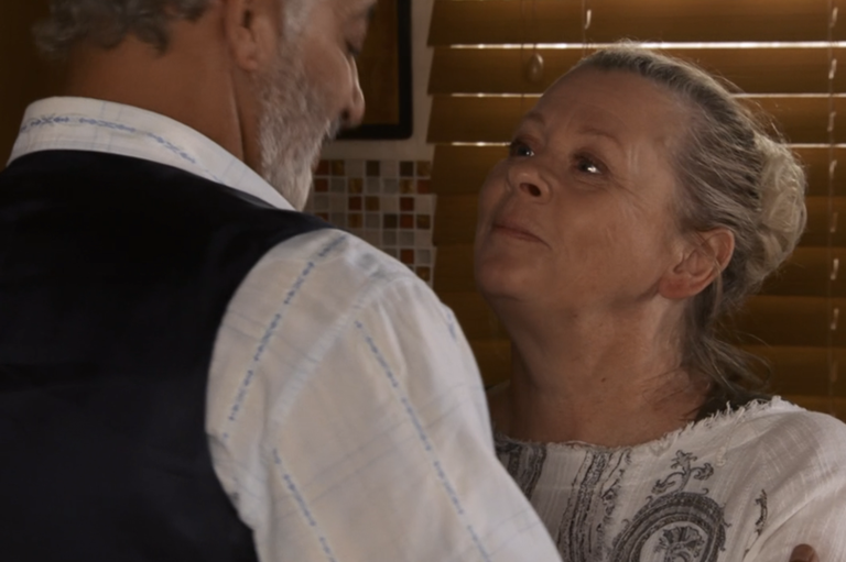 Coronation Street Bernie's real plan for Dev's £25k 'unveiled' and fans ...