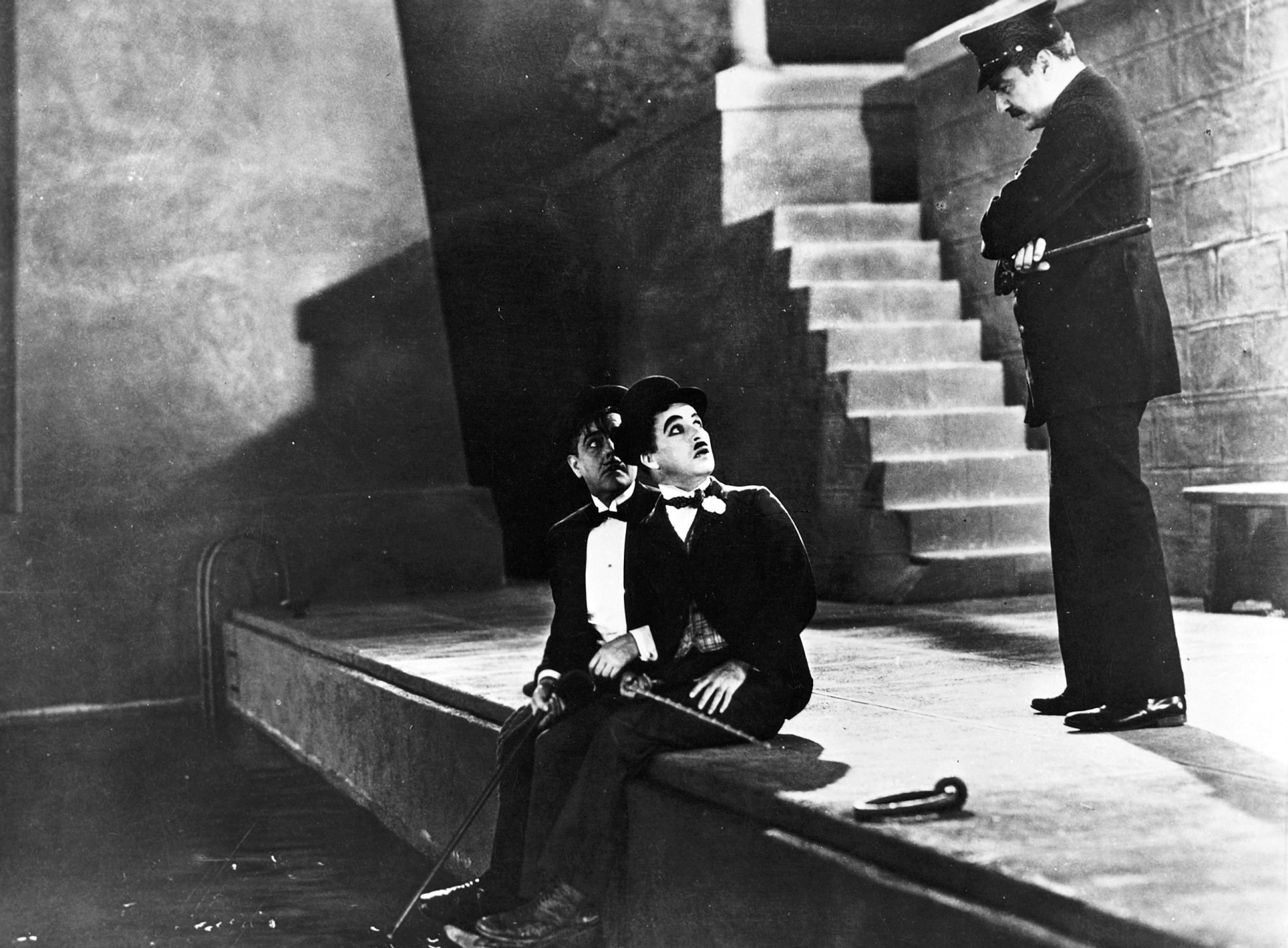 Rare photos of iconic moments in history