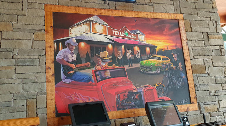 Why Texas Roadhouse Designs Differ At Every Location