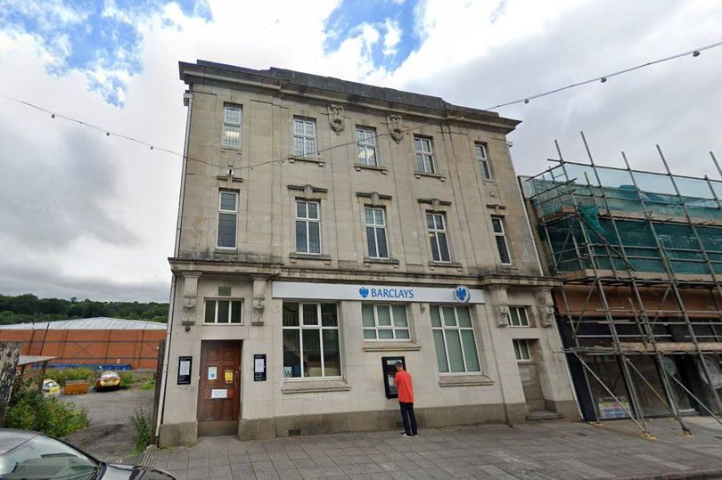Former bank building in Welsh town could be turned into 10 flats