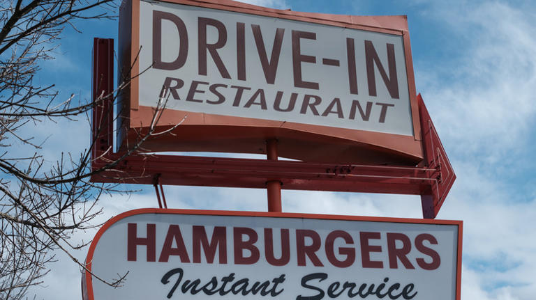 16 Discontinued Fast Food Chains We Wish Still Existed