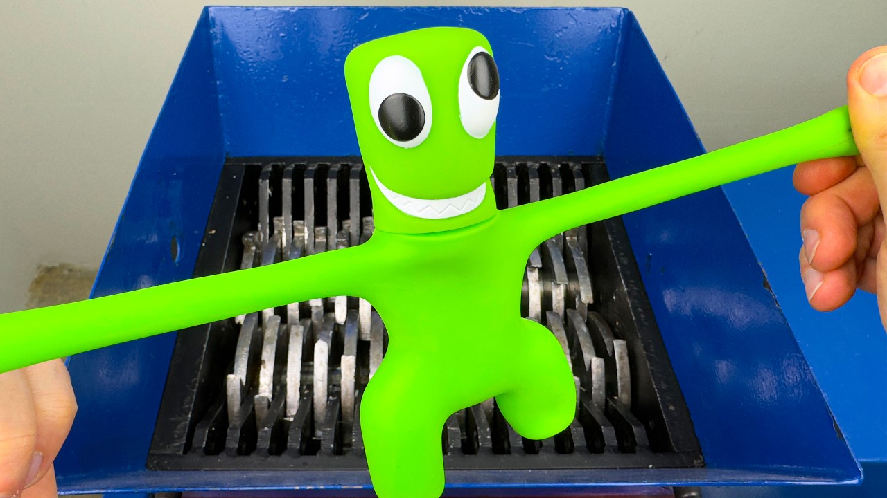 Shredding Stretch Rainbow Friends Characters!