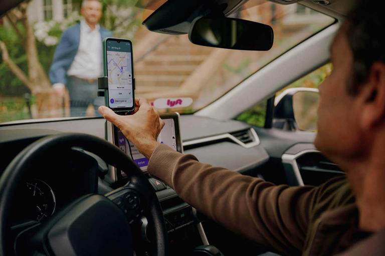 Lyft Now Lets Riders Favorite Drivers – Or Block Them for Good