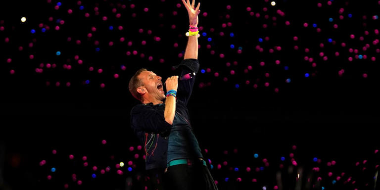 Astronomer HR Chief Resigns After Getting Caught On Coldplay Concert Kiss Cam