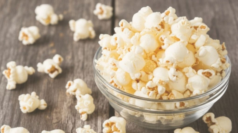 How To Use A Wok To Make Perfectly Popped Popcorn At Home