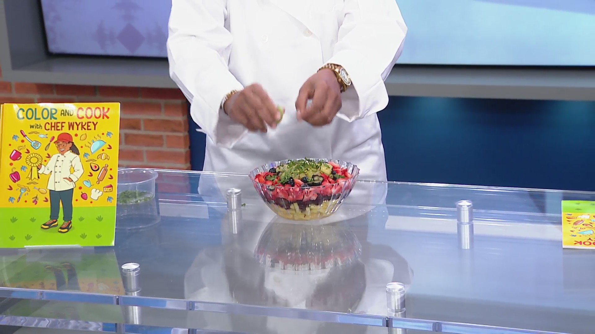 Chef Wykey's fun, kid-friendly recipes and coloring book the whole ...