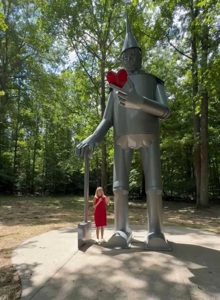 New giant arrives at Bernheim Forest: A nearly 3-story tall Tin Man