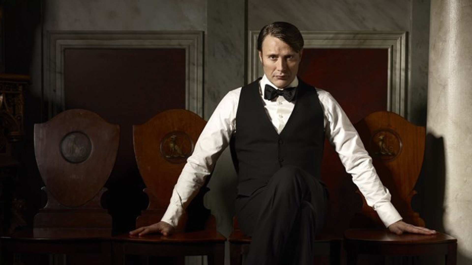 Actors who excel in creepy roles