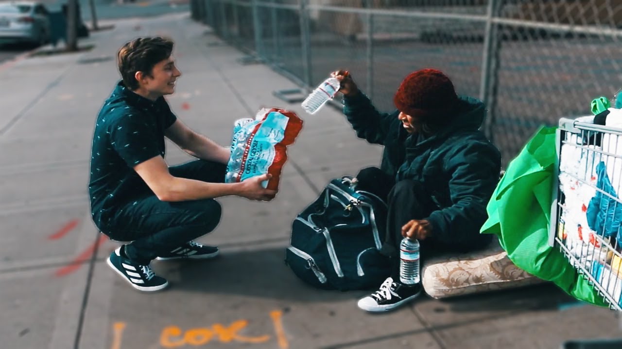 Giving out 100 Bottles of Water to Remind People to Hydrate