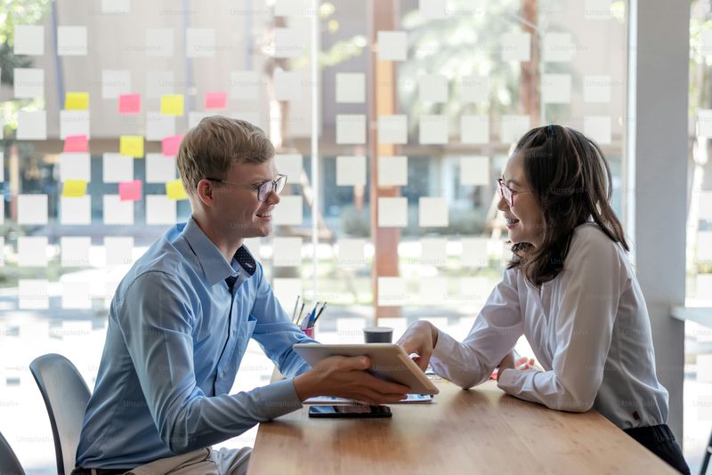 10 Things Emotionally Intelligent People Quietly Walk Away From