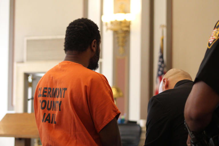 Man accused of killing deputy seeks to remove death penalty due to ...