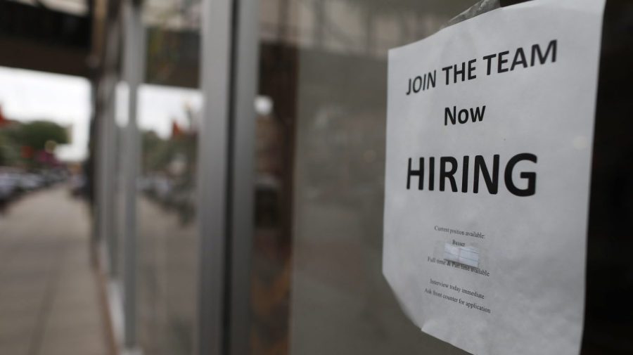 ‘Resume Botox’? Millennial job seekers trimming resumes to avoid ageism