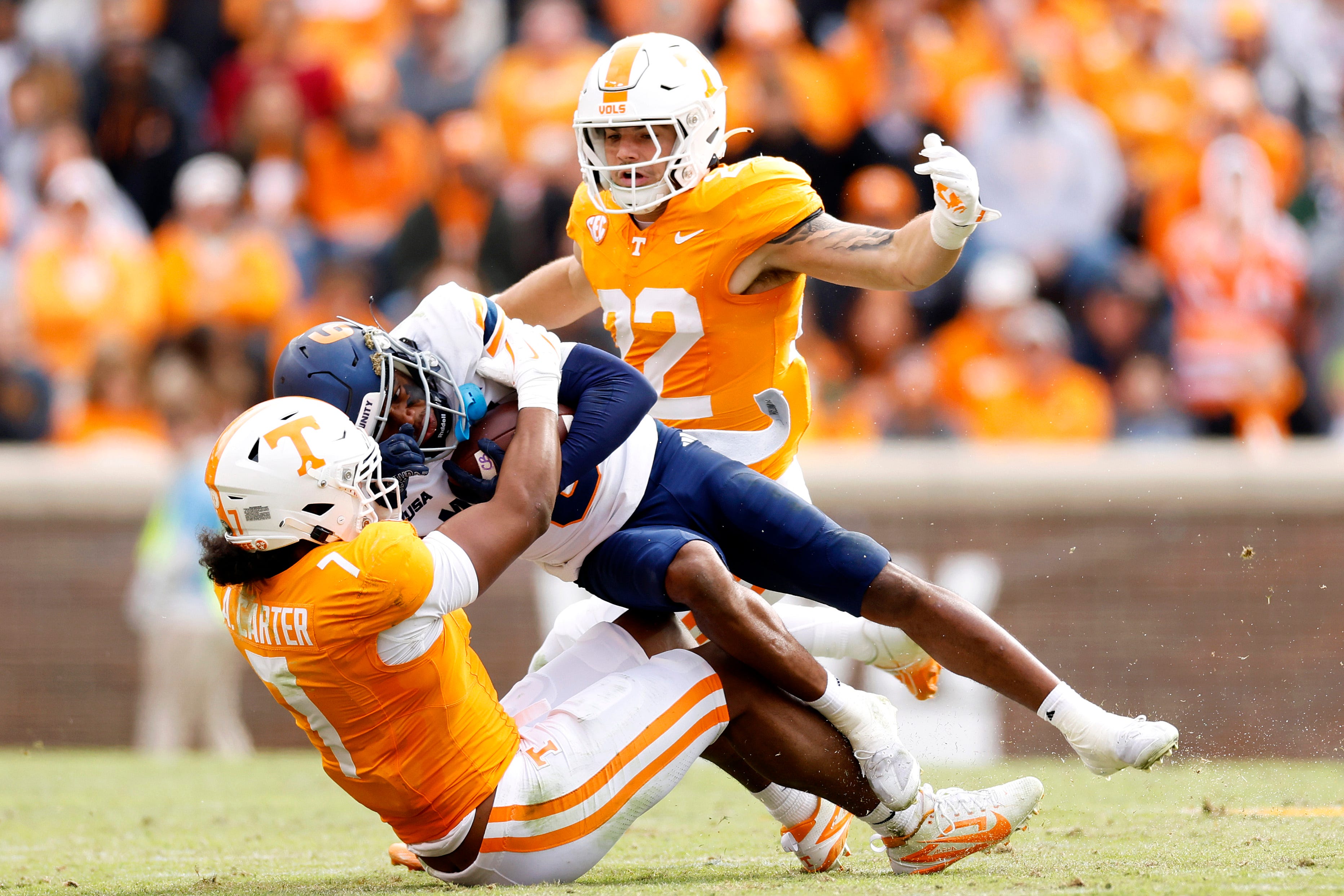 2025 Tennessee football returning starters preview