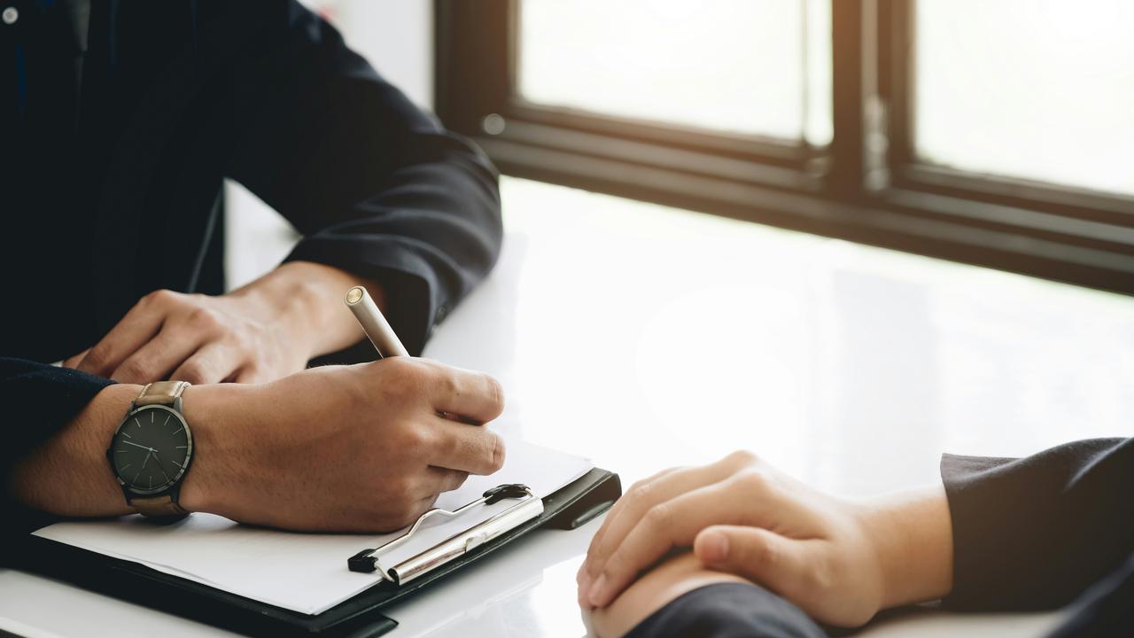 How to Nail a Job Interview With These 15 Tips