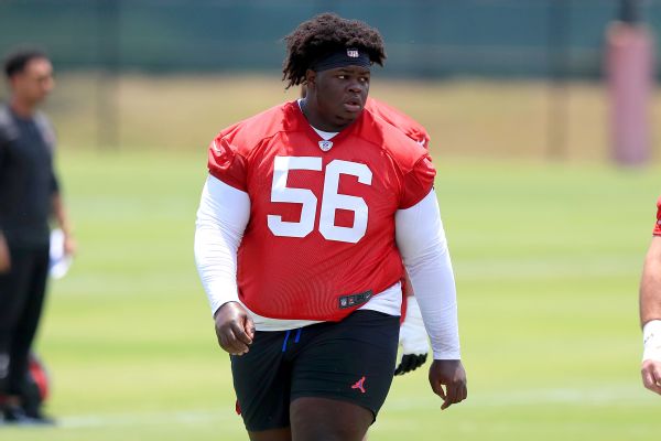 Bucs signing 400+ pound DT Desmond Watson, source confirms