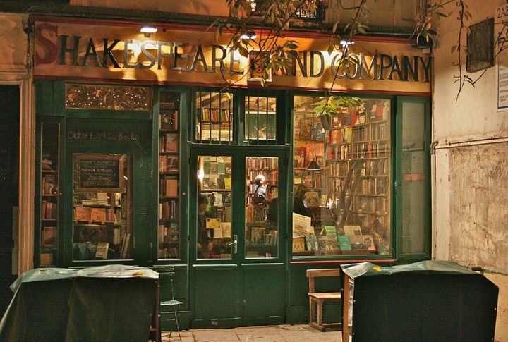 10 Book Clubs That Went Way Beyond Reading