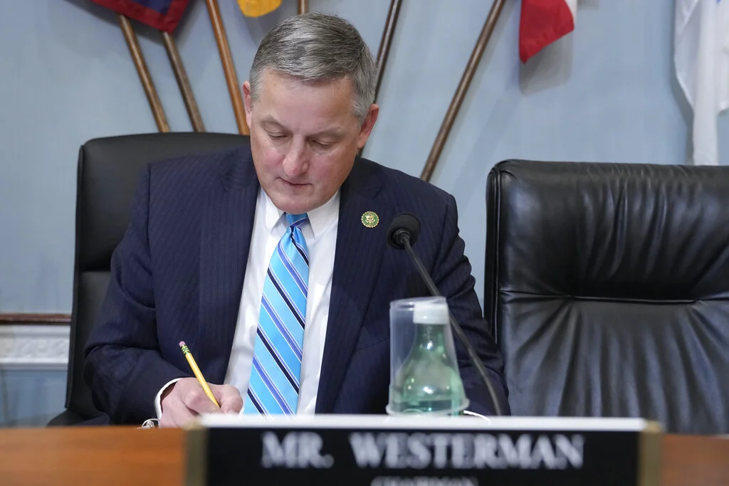 New bipartisan bill aimed at red tape crimping energy and ...