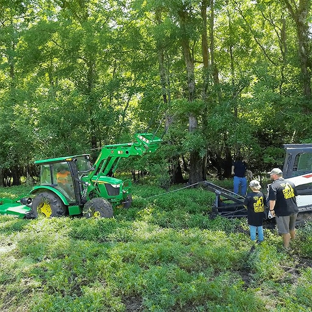 Riverbed Rescue: Saving a Stuck Farm Tractor